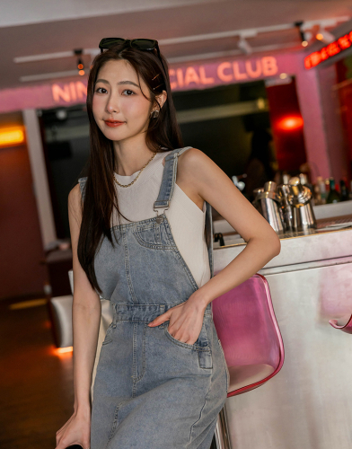 -5KG肩可調-開岔抽鬚牛仔吊帶裙 - SEOUL MATE 首爾妹